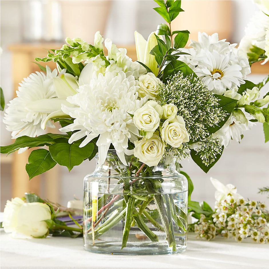 Bellflower Florist | Same Day Flower Delivery by Daneiry's Flowers